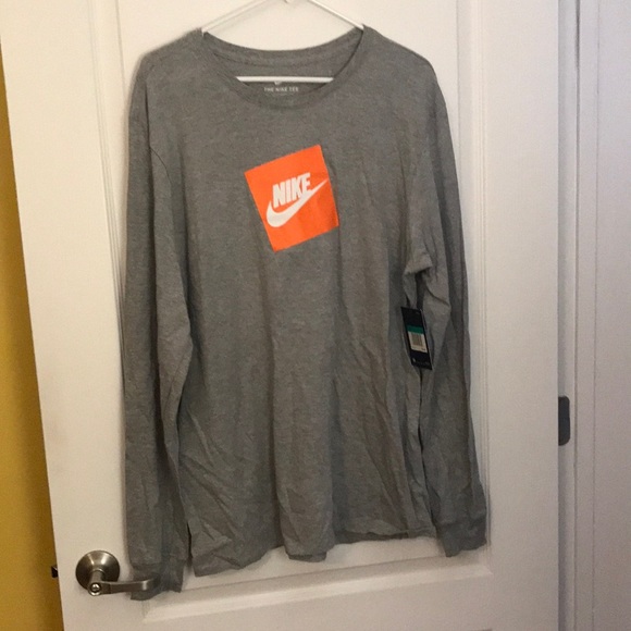 Nike | Shirts | Mens Nike Tee Shirt | Poshmark
